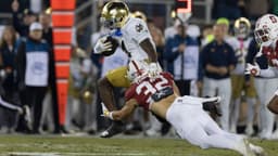 Notre Dame Running Back Jeremiyah Love Wins 2025 Doak Walker Award ...