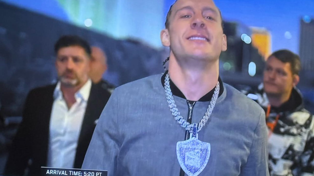 Paddy Pimblett Flaunts $500K Polymarket Chain Before Justin Gaethje ...
