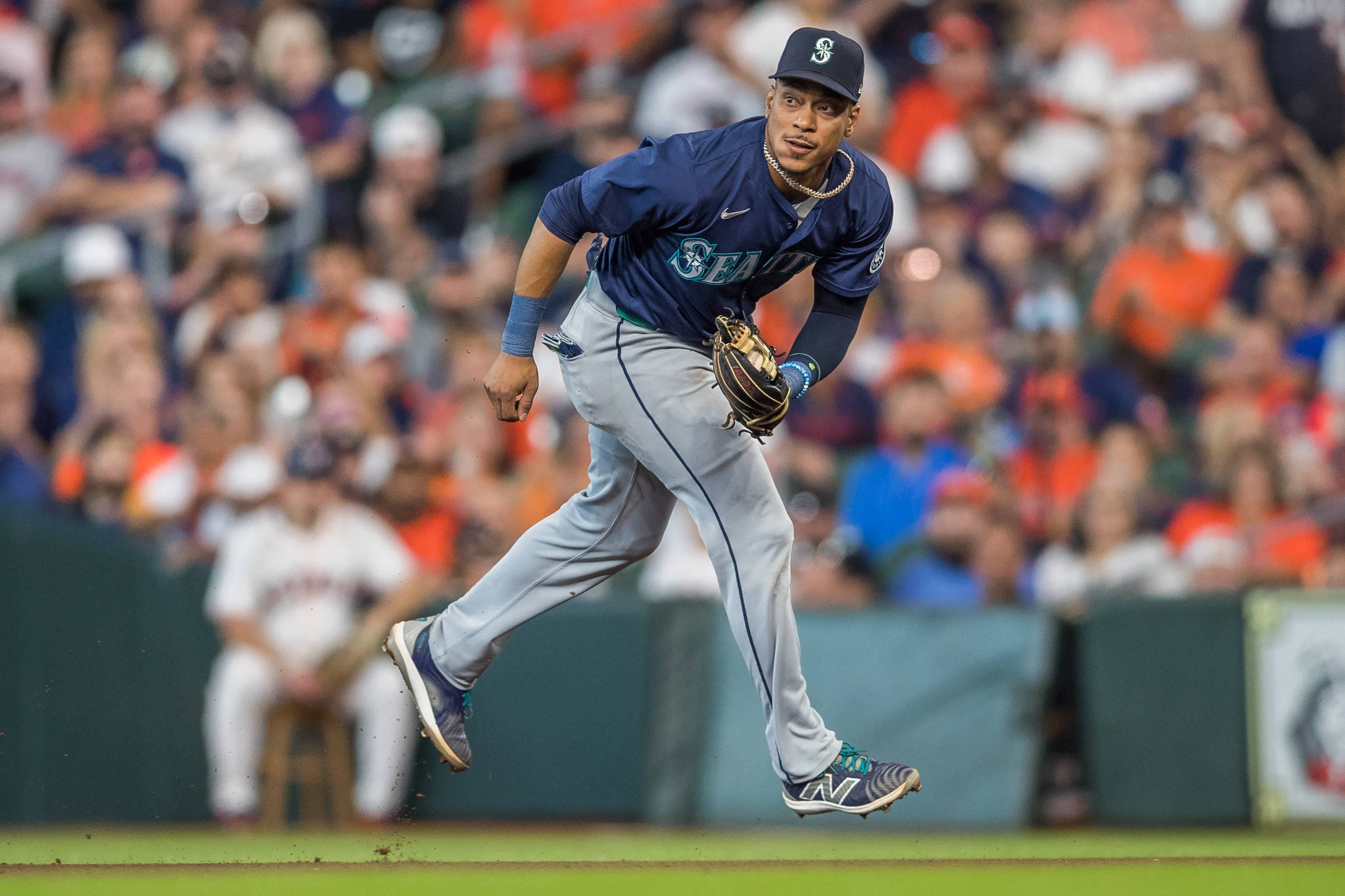 Jorge Polanco Seeks 4-Year Deal As Mariners Face Pirates Challenge ...